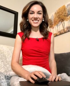 Katie Sampson Bio, WGME, Age, Height, Parents, Spouse, and Net Worth