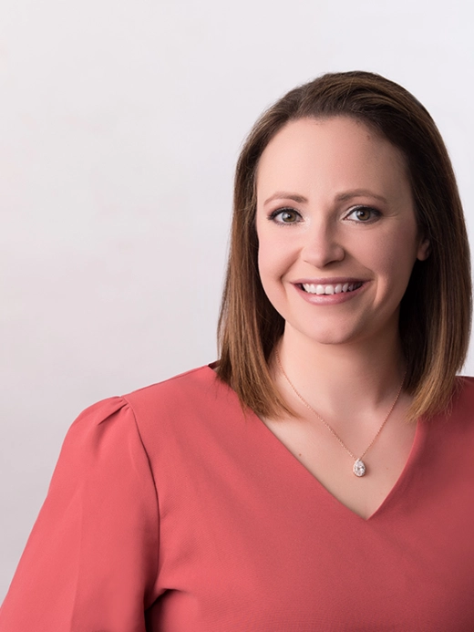 Becky Taylor KSNT27, Age, Spouse, Children, Salary/Net Worth